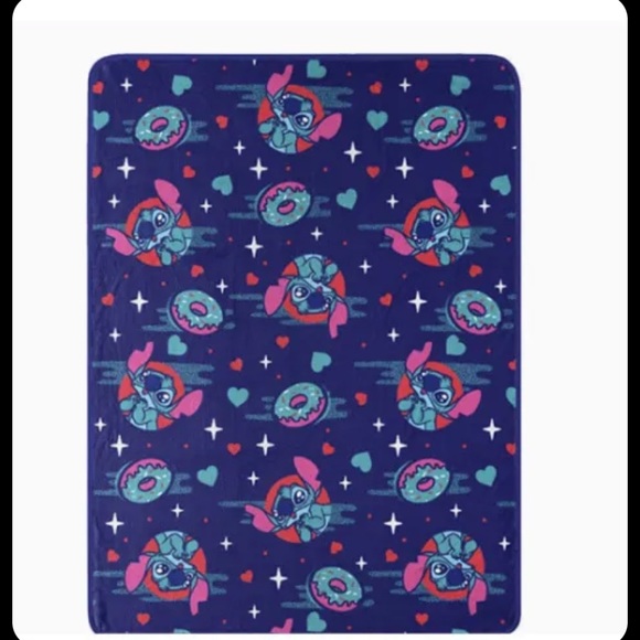 Bedding | Disney Lilo And Stitch Donuts Space Plush Throw Blanket ...